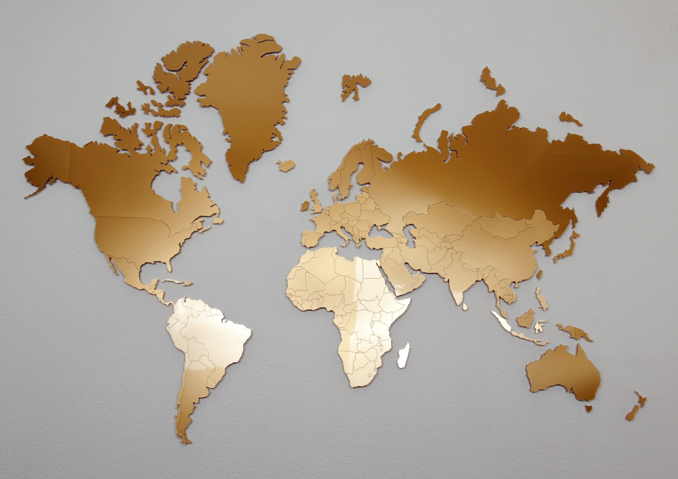 Acrylic world map - PyraSied Xtreme Acrylic